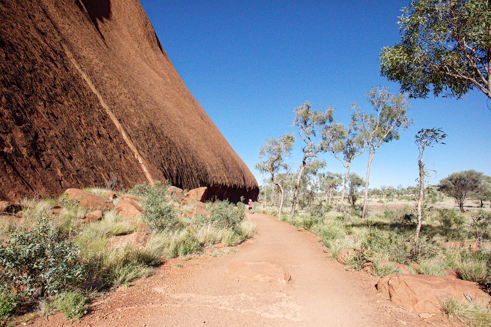 Uluru: A Timeless Encounter in the Australian Outback - Travelationship